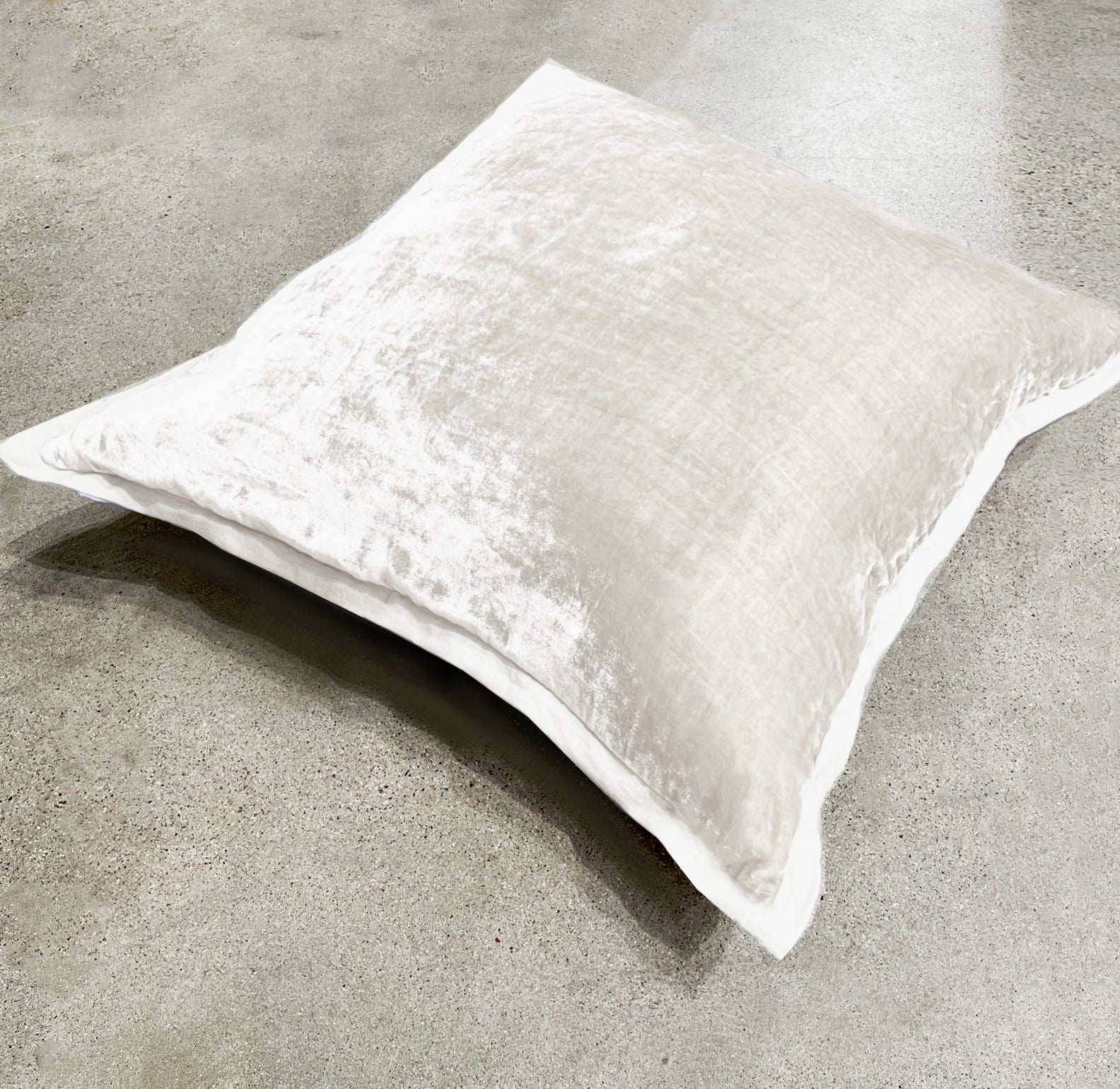 Velvet Frame Pillows and Shams - Creme – Linen Salvage Et Cie