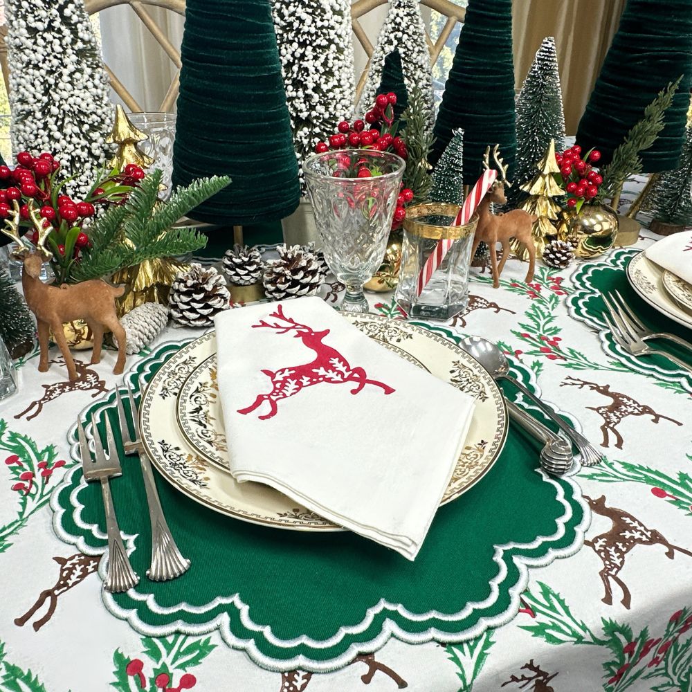 Red Enchanted Reindeer Motif - Napkin (Set of 4) – Linen Salvage Et Cie